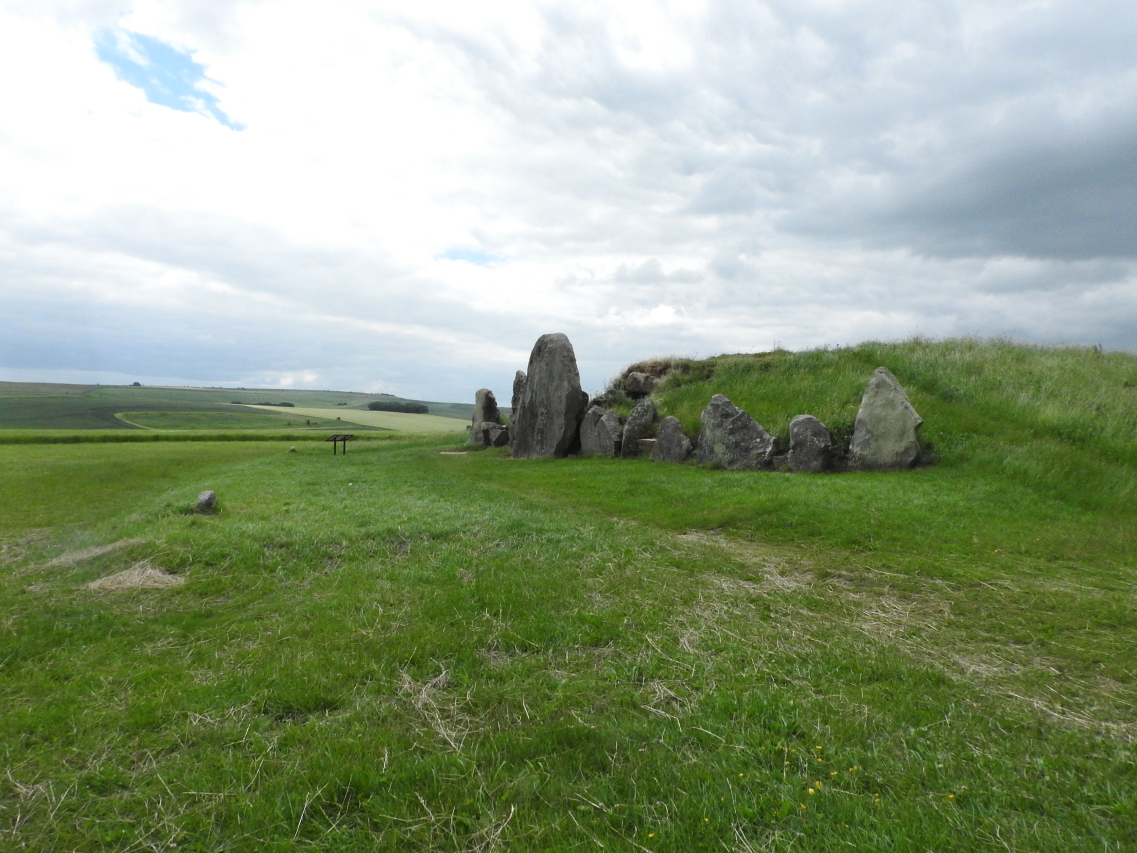 Avebury, West Kennet & Silbury Hill - North Wessex Downs AONB